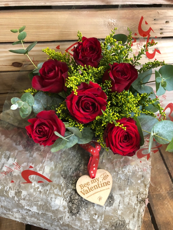 6 Luxury Freedom Red Roses – buy online or call 0121 803 6822